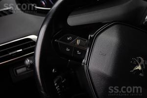 Zaļš Peugeot 5008 2019 Jelgava, ar dzinēja tilpumu 1.20 L un nobraukumu 0 tūkst. km par 12500 €, foto 21 vietnē AUTOMOTO.COM.LV