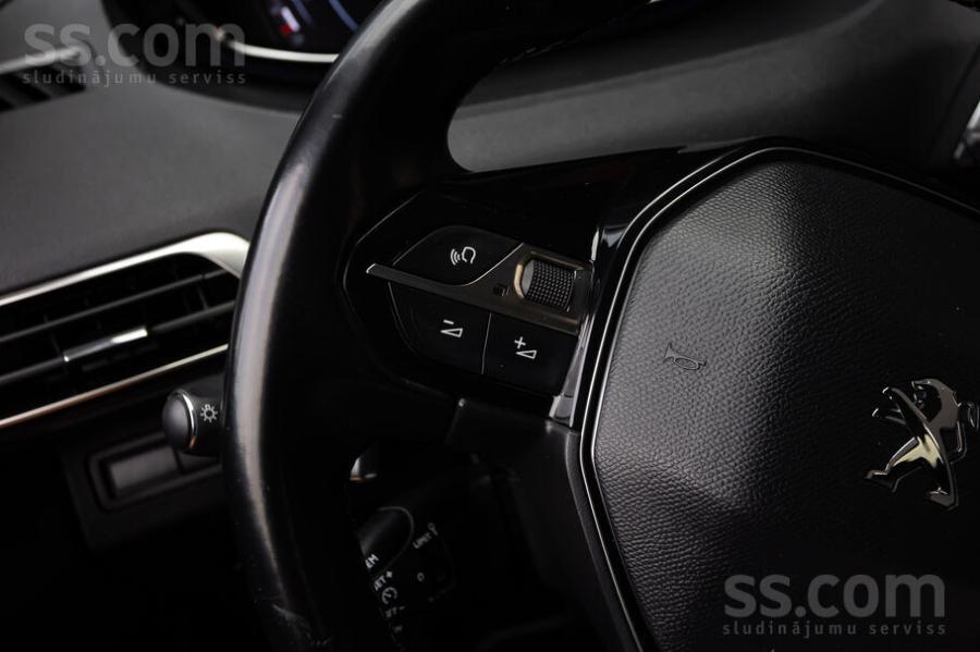 Zaļš Peugeot 5008 2019 Jelgava, ar dzinēja tilpumu 1.20 L un nobraukumu 0 tūkst. km par 12500 €, foto 21 vietnē AUTOMOTO.COM.LV