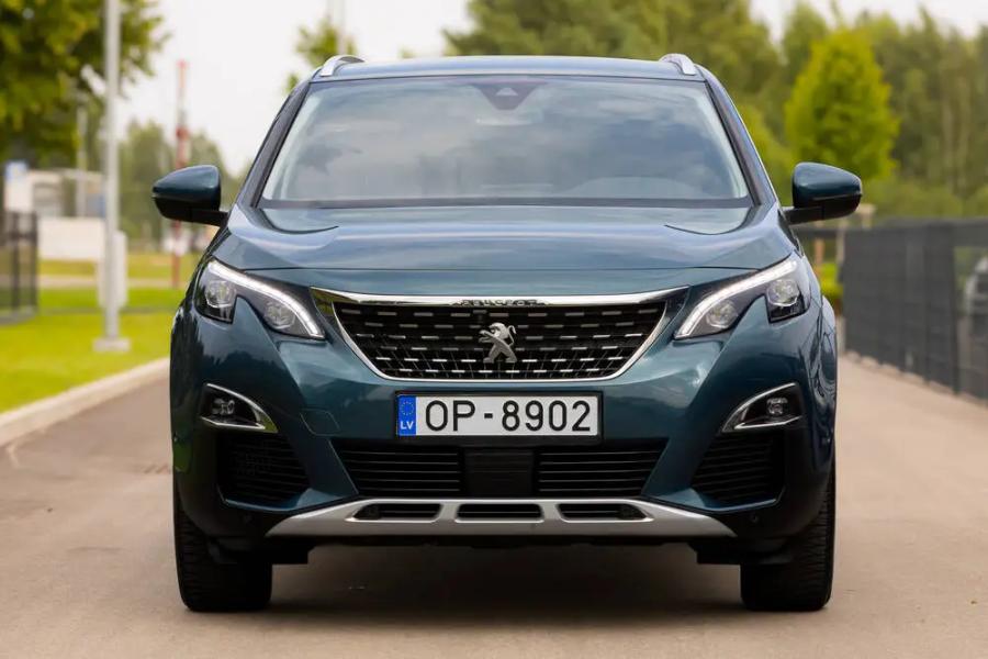 Zaļš Peugeot 5008 2019 Jelgava, ar dzinēja tilpumu 1.20 L un nobraukumu 125 tūkst. km par 12500 €, foto 3 vietnē AUTOMOTO.COM.LV