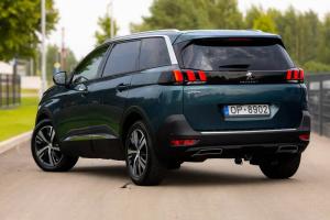Zaļš Peugeot 5008 2019 Jelgava, ar dzinēja tilpumu 1.20 L un nobraukumu 125 tūkst. km par 12500 €, foto 6 vietnē AUTOMOTO.COM.LV