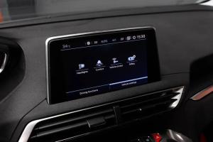 Zaļš Peugeot 5008 2019 Jelgava, ar dzinēja tilpumu 1.20 L un nobraukumu 125 tūkst. km par 12500 €, foto 19 vietnē AUTOMOTO.COM.LV