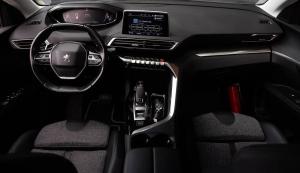 Zaļš Peugeot 5008 2019 Jelgava, ar dzinēja tilpumu 1.20 L un nobraukumu 125 tūkst. km par 12500 €, foto 24 vietnē AUTOMOTO.COM.LV