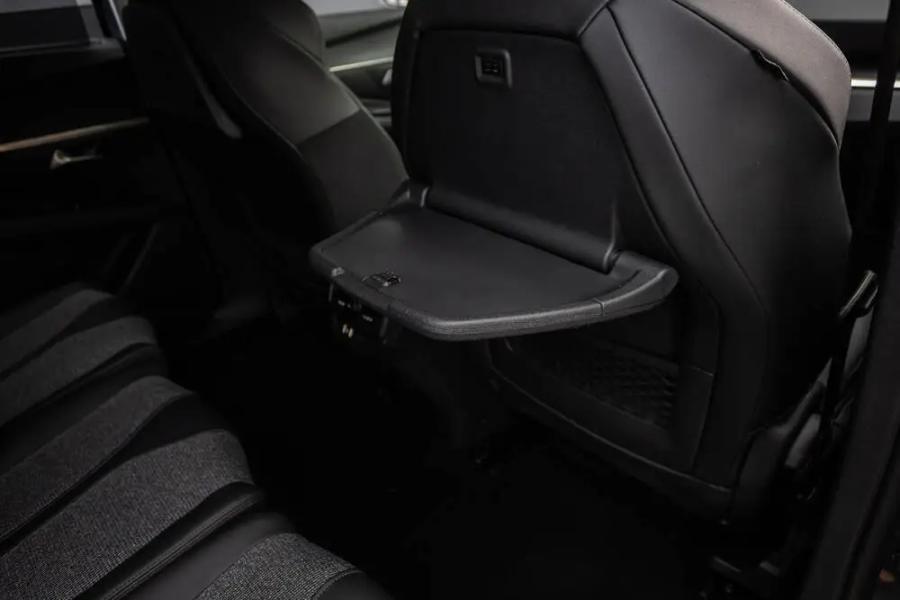 Zaļš Peugeot 5008 2019 Jelgava, ar dzinēja tilpumu 1.20 L un nobraukumu 125 tūkst. km par 12500 €, foto 30 vietnē AUTOMOTO.COM.LV