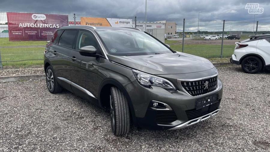 Green Peugeot 5008 2020 in Marijampole, with an engine capacity of 1.50 L and mileage of 211 thousand km for 12990 €, photo 4 on AUTOMOTO.COM.LV