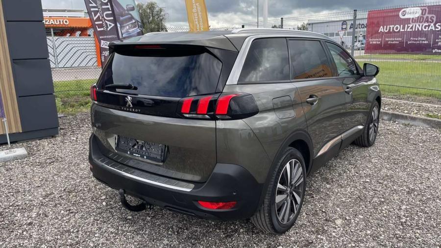 Green Peugeot 5008 2020 in Marijampole, with an engine capacity of 1.50 L and mileage of 211 thousand km for 12990 €, photo 5 on AUTOMOTO.COM.LV