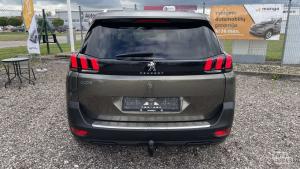 Green Peugeot 5008 2020 in Marijampole, with an engine capacity of 1.50 L and mileage of 211 thousand km for 12990 €, photo 6 on AUTOMOTO.COM.LV