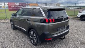 Green Peugeot 5008 2020 in Marijampole, with an engine capacity of 1.50 L and mileage of 211 thousand km for 12990 €, photo 7 on AUTOMOTO.COM.LV