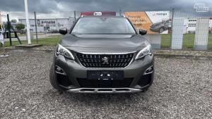 Green Peugeot 5008 2020 in Marijampole, with an engine capacity of 1.50 L and mileage of 211 thousand km for 12990 €, photo 11 on AUTOMOTO.COM.LV