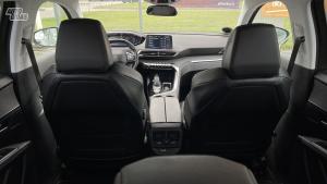 Green Peugeot 5008 2020 in Marijampole, with an engine capacity of 1.50 L and mileage of 211 thousand km for 12990 €, photo 12 on AUTOMOTO.COM.LV