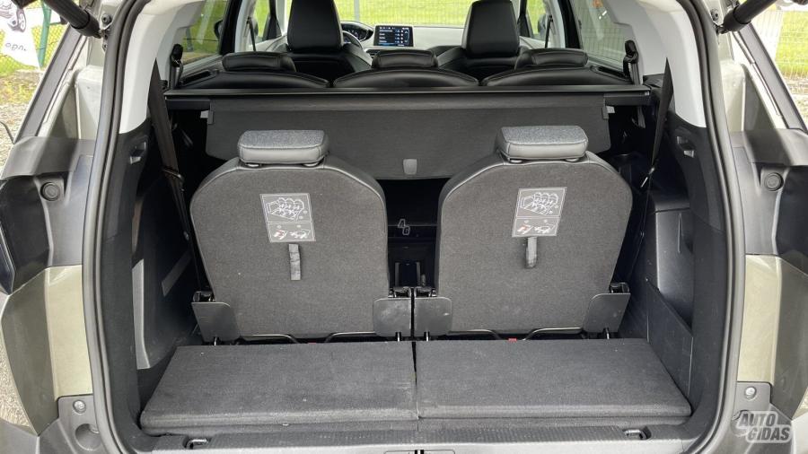 Green Peugeot 5008 2020 in Marijampole, with an engine capacity of 1.50 L and mileage of 211 thousand km for 12990 €, photo 13 on AUTOMOTO.COM.LV