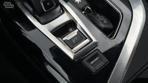 Green Peugeot 5008 2020 in Marijampole, with an engine capacity of 1.50 L and mileage of 211 thousand km for 12990 €, photo 30 on AUTOMOTO.COM.LV