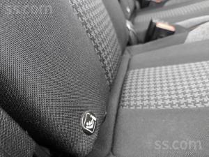 Zaļš Peugeot 5008 2020 Jelgava, ar dzinēja tilpumu 1.20 L un nobraukumu 88 tūkst. km par 13300 €, foto 8 vietnē AUTOMOTO.COM.LV