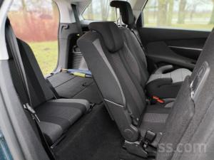 Zaļš Peugeot 5008 2020 Jelgava, ar dzinēja tilpumu 1.20 L un nobraukumu 88 tūkst. km par 13300 €, foto 17 vietnē AUTOMOTO.COM.LV
