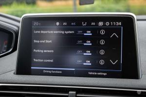 Zaļš Peugeot 5008 2020 Kauņa, ar dzinēja tilpumu 1.50 L un nobraukumu 118 tūkst. km par 14300 €, foto 16 vietnē AUTOMOTO.COM.LV
