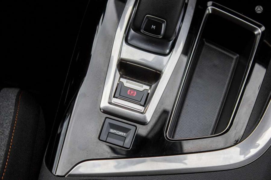 Zaļš Peugeot 5008 2020 Kauņa, ar dzinēja tilpumu 1.50 L un nobraukumu 118 tūkst. km par 14300 €, foto 18 vietnē AUTOMOTO.COM.LV