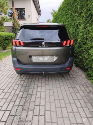 Green Peugeot 5008 2021 in Kalvarija, with an engine capacity of 1.20 L and mileage of 140 thousand km for 11798 €, photo 9 on AUTOMOTO.COM.LV