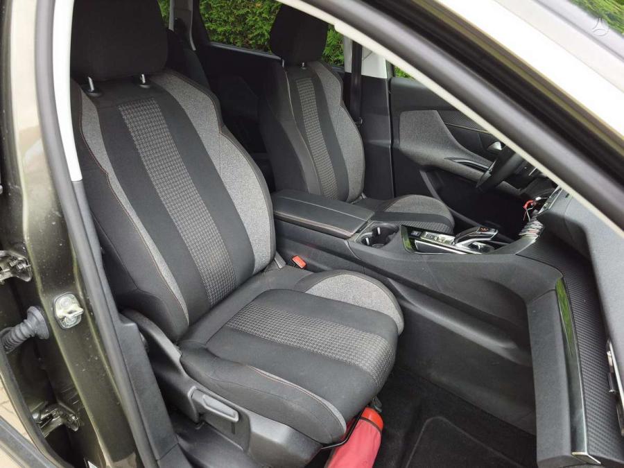 Green Peugeot 5008 2021 in Kalvarija, with an engine capacity of 1.20 L and mileage of 140 thousand km for 11798 €, photo 14 on AUTOMOTO.COM.LV