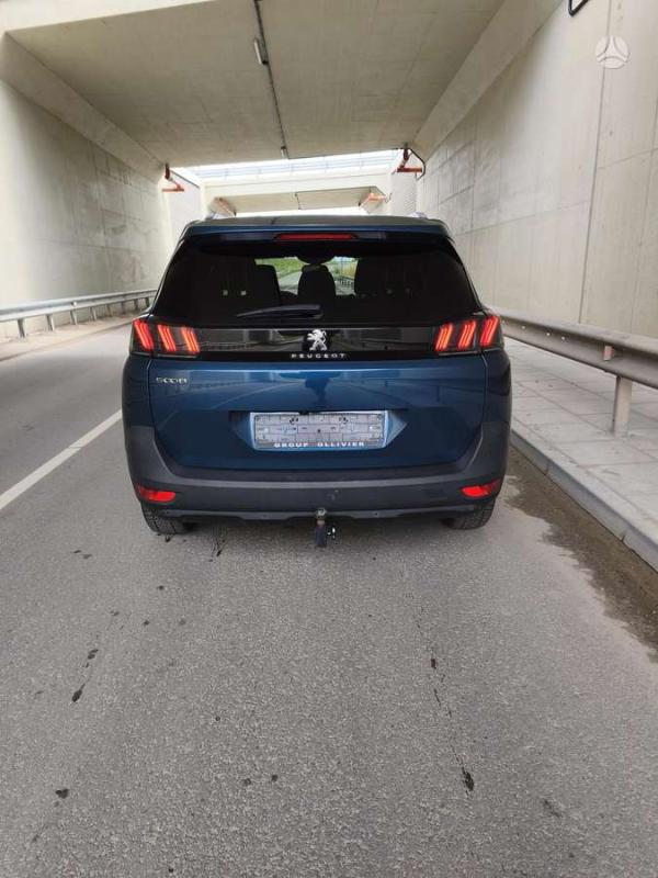 Green Peugeot 5008 2022 in Kalvarija, with an engine capacity of 1.50 L and mileage of 88 thousand km for 15670 €, photo 9 on AUTOMOTO.COM.LV