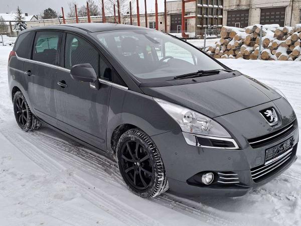 Zaļš Peugeot 5008 2011 Ukmergė, ar dzinēja tilpumu 1.60 L un nobraukumu 153 tūkst. km par 2750 €, foto 2 vietnē AUTOMOTO.COM.LV