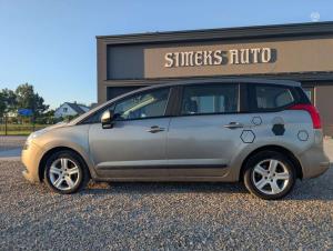 Green Peugeot 5008 2011 in Taurage, with an engine capacity of 1.60 L and mileage of 250 thousand km for 3200 €, photo 6 on AUTOMOTO.COM.LV