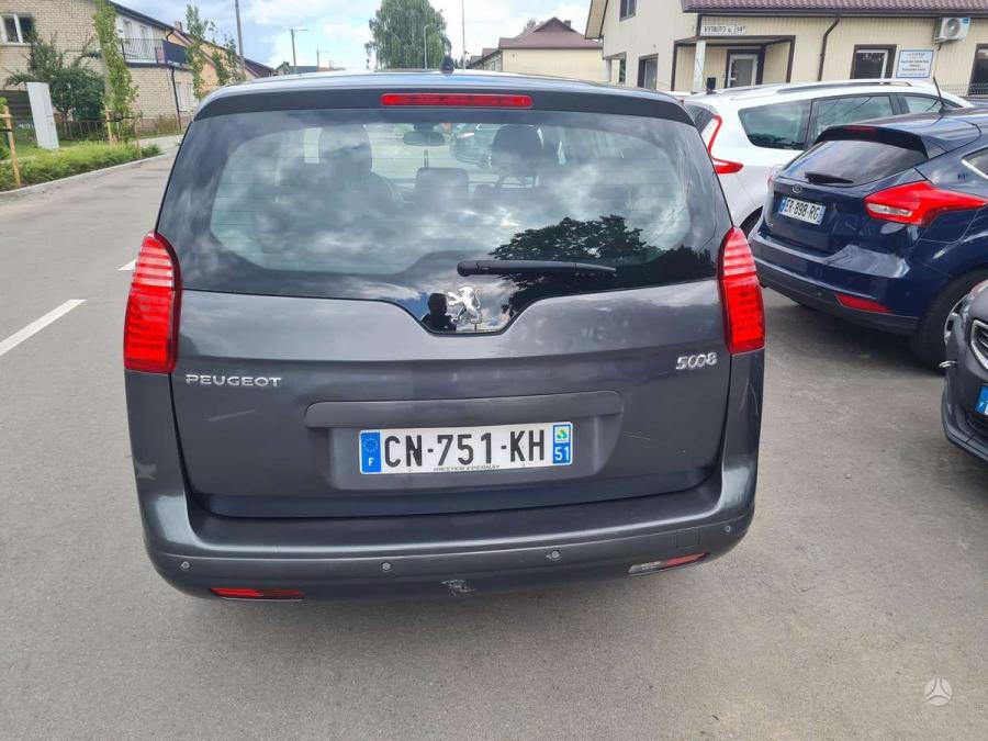 Green Peugeot 5008 2012 in Taurage, with an engine capacity of 1.60 L and mileage of 203 thousand km for 3350 €, photo 10 on AUTOMOTO.COM.LV