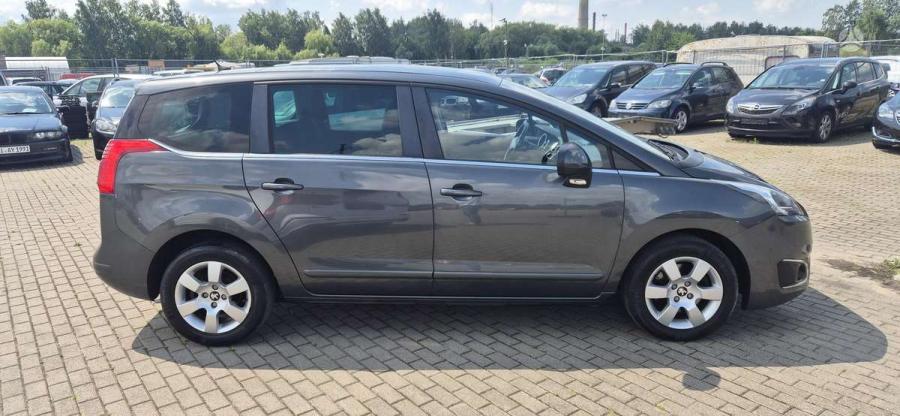 Zaļš Peugeot 5008 2015 Marijampole, ar dzinēja tilpumu 1.56 L un nobraukumu 177 tūkst. km par 5300 €, foto 6 vietnē AUTOMOTO.COM.LV