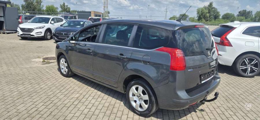 Zaļš Peugeot 5008 2015 Marijampole, ar dzinēja tilpumu 1.56 L un nobraukumu 177 tūkst. km par 5300 €, foto 9 vietnē AUTOMOTO.COM.LV