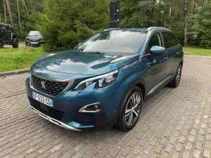 Green Peugeot 5008 2017 in Vilnius, with an engine capacity of 1.56 L and mileage of 340 thousand km for 10650 €, photo 4 on AUTOMOTO.COM.LV