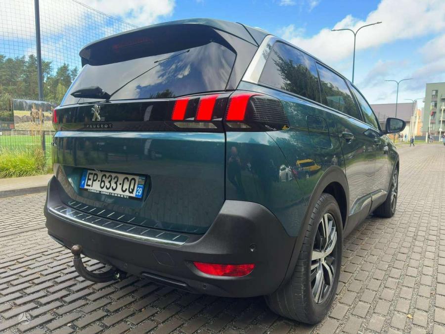 Green Peugeot 5008 2017 in Vilnius, with an engine capacity of 1.56 L and mileage of 340 thousand km for 10650 €, photo 10 on AUTOMOTO.COM.LV