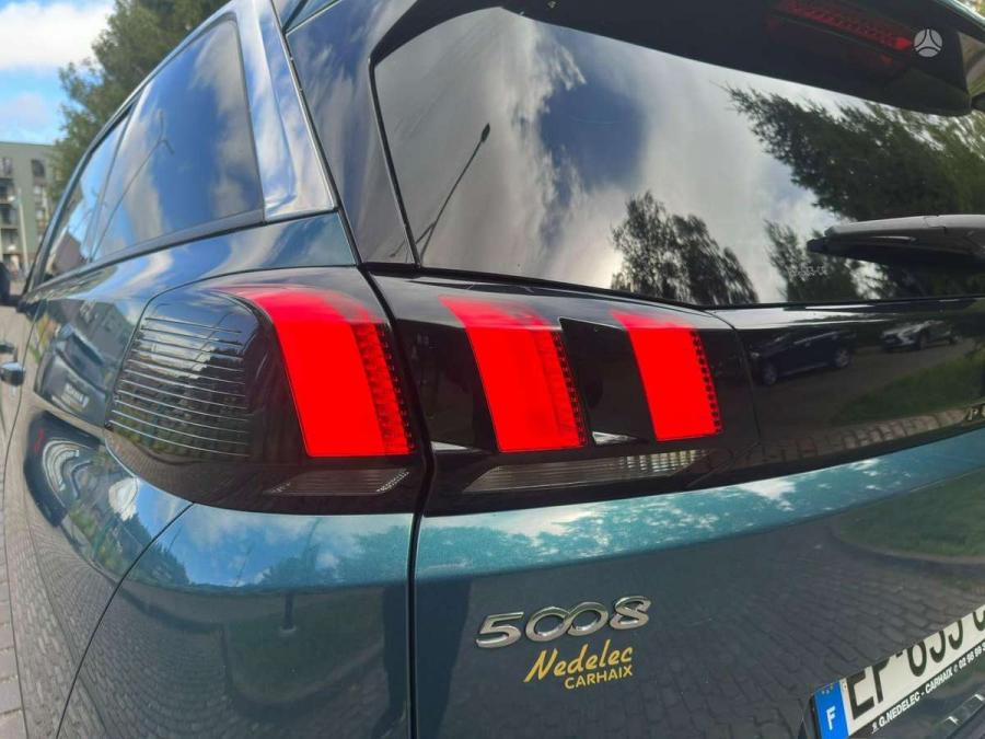 Green Peugeot 5008 2017 in Vilnius, with an engine capacity of 1.56 L and mileage of 340 thousand km for 10650 €, photo 14 on AUTOMOTO.COM.LV
