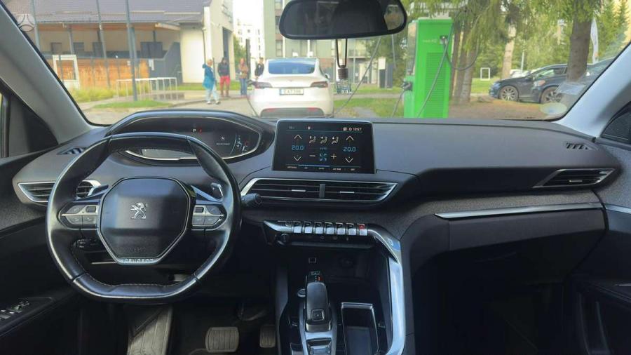 Green Peugeot 5008 2017 in Vilnius, with an engine capacity of 1.56 L and mileage of 340 thousand km for 10650 €, photo 25 on AUTOMOTO.COM.LV