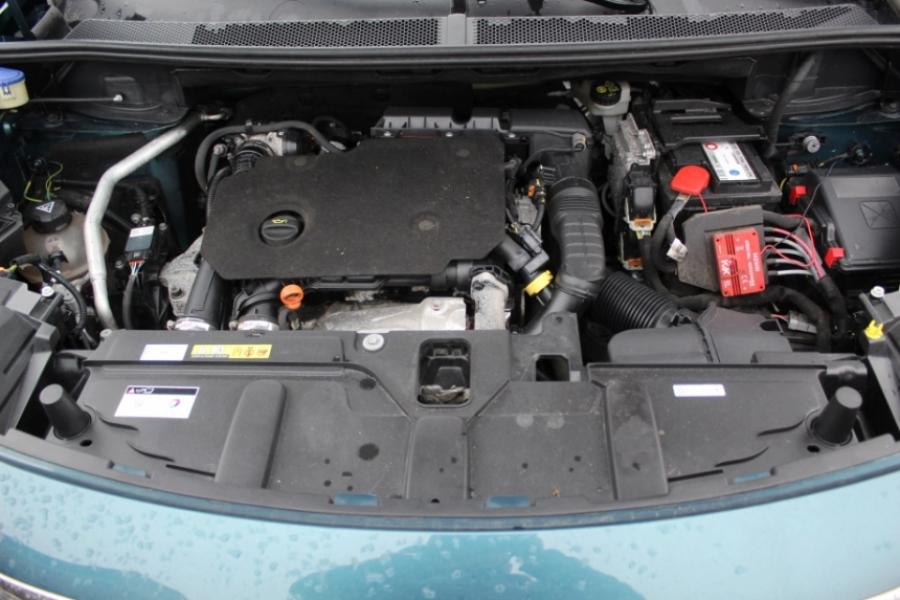 Zaļš Peugeot 5008 2018 Rīga, ar dzinēja tilpumu 1.50 L un nobraukumu 154 tūkst. km par 13899 €, foto 5 vietnē AUTOMOTO.COM.LV