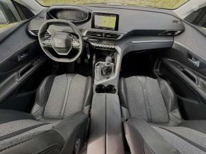 Green Peugeot 5008 2018 in Siauliai, with an engine capacity of 1.50 L and mileage of 195 thousand km for 14400 €, photo 25 on AUTOMOTO.COM.LV