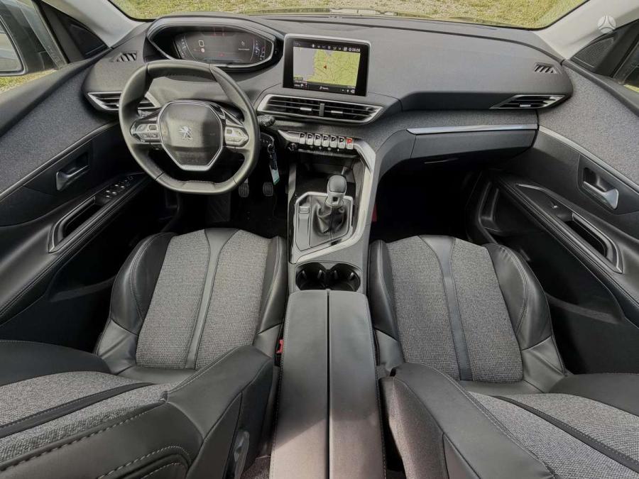 Green Peugeot 5008 2018 in Siauliai, with an engine capacity of 1.50 L and mileage of 195 thousand km for 14400 €, photo 25 on AUTOMOTO.COM.LV