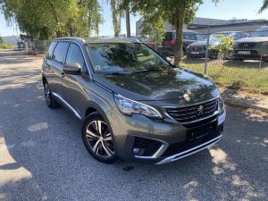 Zaļš Peugeot 5008 2018 Marijampole, ar dzinēja tilpumu 1.56 L un nobraukumu 274 tūkst. km par 9800 €, foto 3 vietnē AUTOMOTO.COM.LV