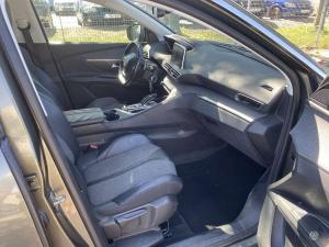 Zaļš Peugeot 5008 2018 Marijampole, ar dzinēja tilpumu 1.56 L un nobraukumu 274 tūkst. km par 9800 €, foto 16 vietnē AUTOMOTO.COM.LV