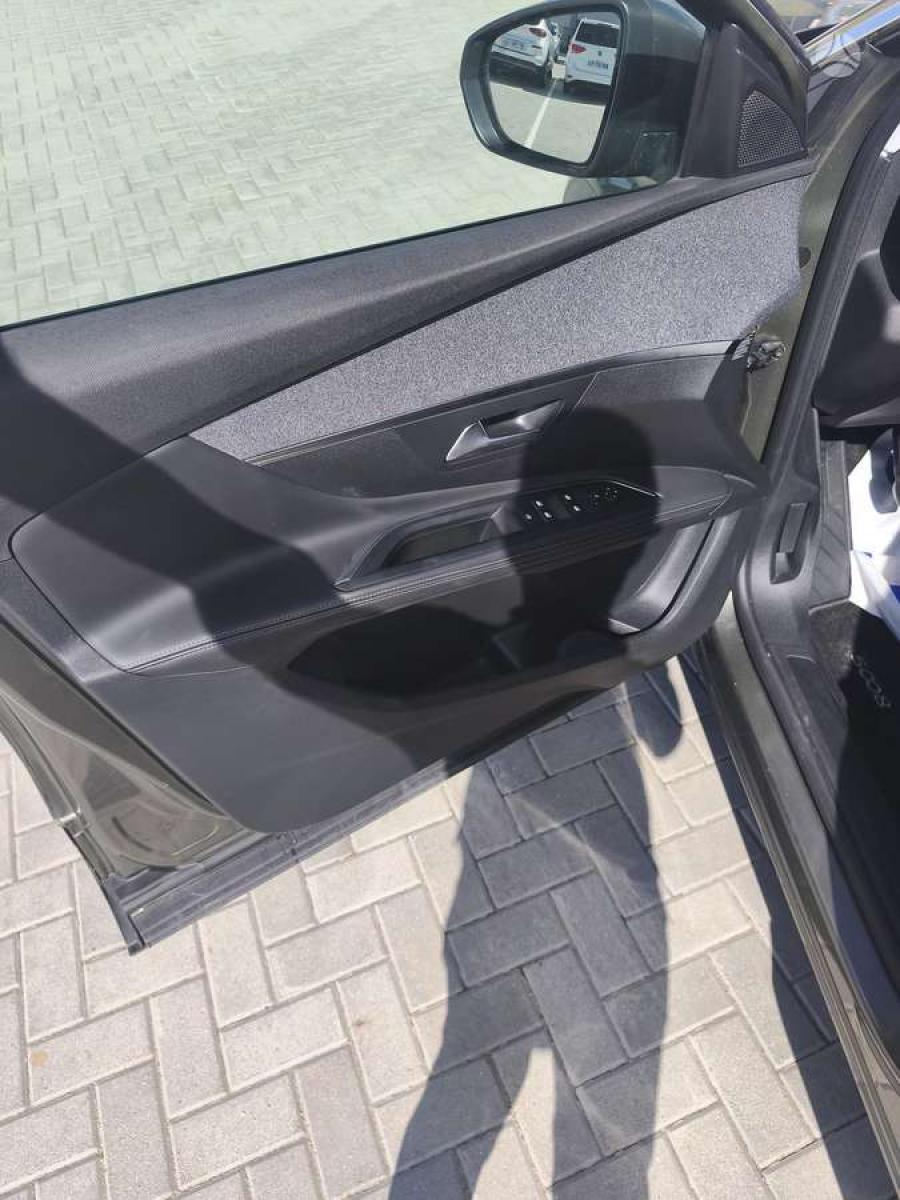 Zaļš Peugeot 5008 2018 Tauragė, ar dzinēja tilpumu 1.50 L un nobraukumu 65 tūkst. km par 11600 €, foto 6 vietnē AUTOMOTO.COM.LV