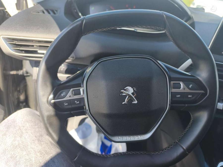 Zaļš Peugeot 5008 2018 Tauragė, ar dzinēja tilpumu 1.50 L un nobraukumu 65 tūkst. km par 11600 €, foto 9 vietnē AUTOMOTO.COM.LV