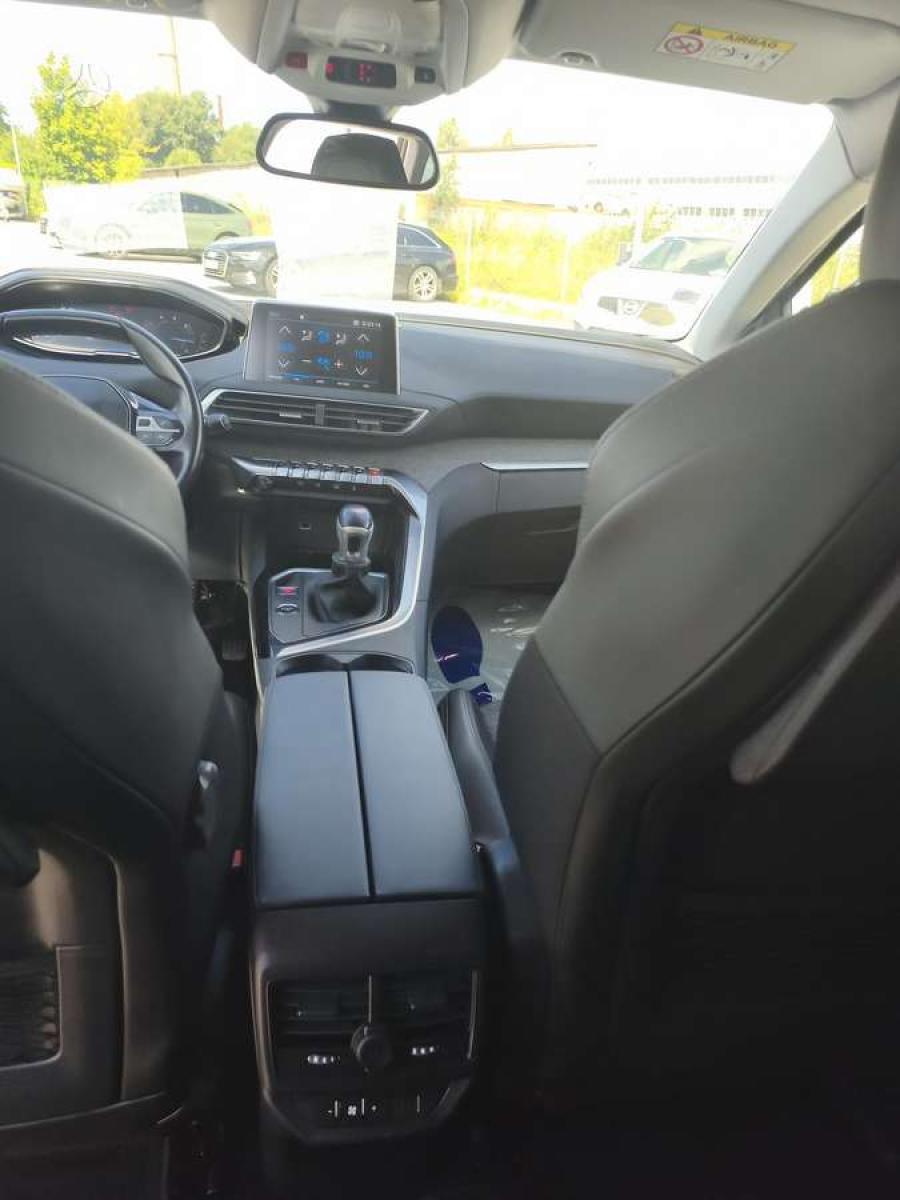 Zaļš Peugeot 5008 2018 Tauragė, ar dzinēja tilpumu 1.50 L un nobraukumu 65 tūkst. km par 11600 €, foto 14 vietnē AUTOMOTO.COM.LV