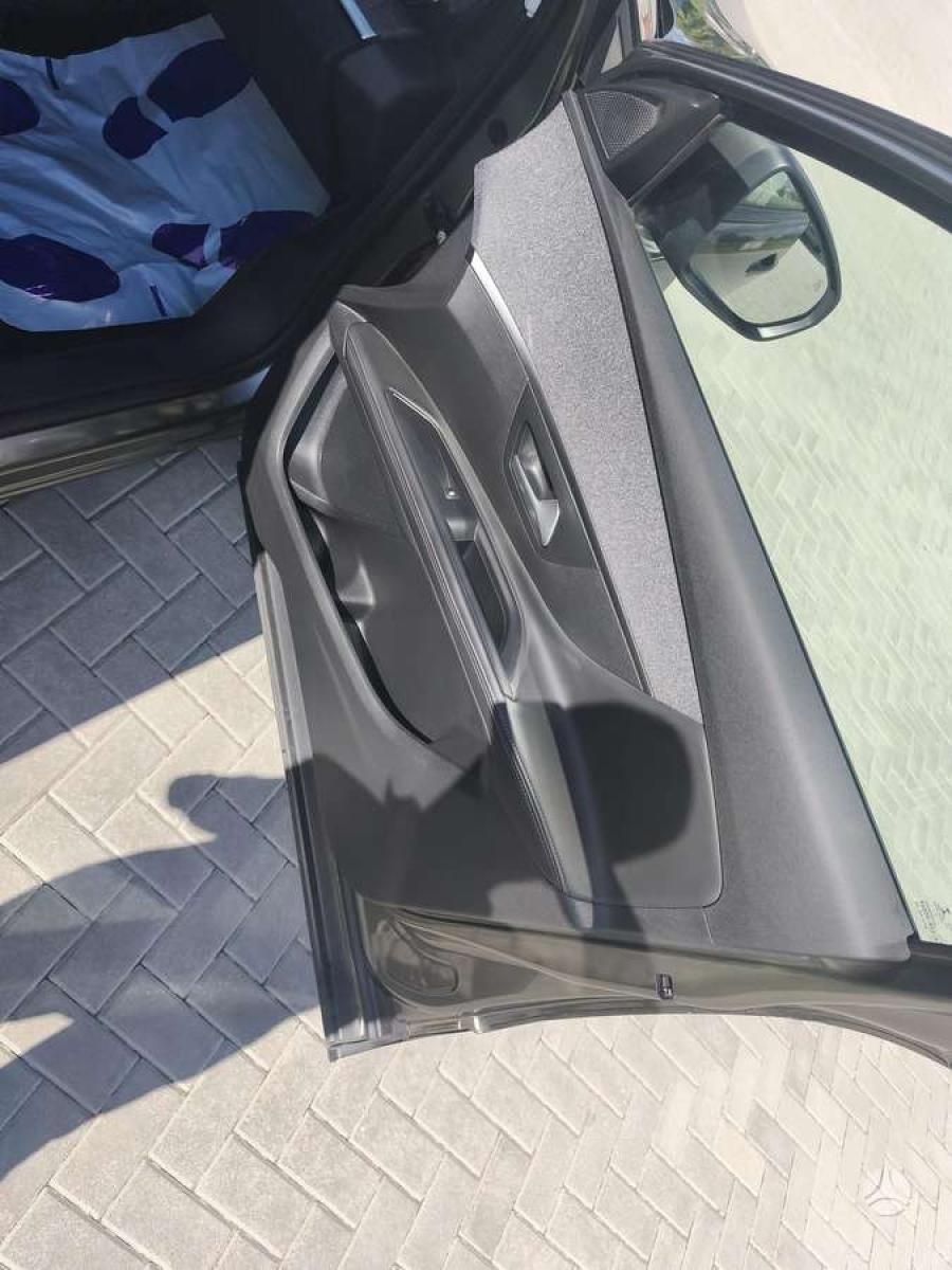 Zaļš Peugeot 5008 2018 Tauragė, ar dzinēja tilpumu 1.50 L un nobraukumu 65 tūkst. km par 11600 €, foto 21 vietnē AUTOMOTO.COM.LV