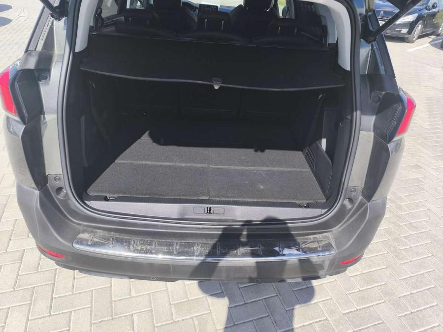 Zaļš Peugeot 5008 2018 Tauragė, ar dzinēja tilpumu 1.50 L un nobraukumu 65 tūkst. km par 11600 €, foto 23 vietnē AUTOMOTO.COM.LV