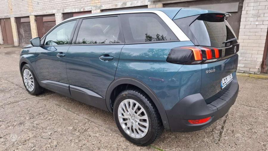 Zaļš Peugeot 5008 2019 Viļņa, ar dzinēja tilpumu 1.20 L un nobraukumu 130 tūkst. km par 7900 €, foto 8 vietnē AUTOMOTO.COM.LV