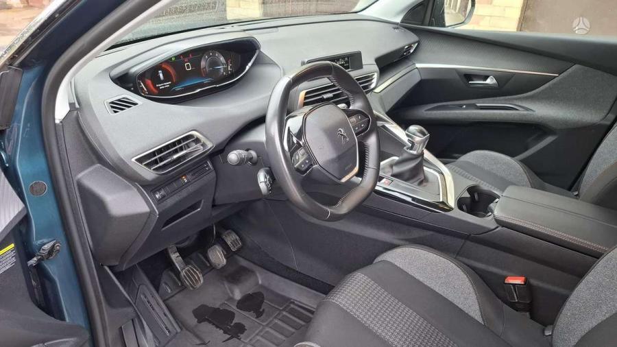 Zaļš Peugeot 5008 2019 Viļņa, ar dzinēja tilpumu 1.20 L un nobraukumu 130 tūkst. km par 7900 €, foto 15 vietnē AUTOMOTO.COM.LV