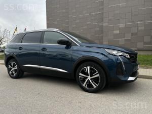 Zaļš Peugeot 5008 2021 Rīga, ar dzinēja tilpumu 1.50 L un nobraukumu 125 tūkst. km par 18500 €, foto  vietnē AUTOMOTO.COM.LV