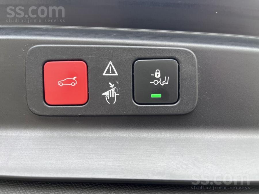 Zaļš Peugeot 5008 2021 Rīga, ar dzinēja tilpumu 1.50 L un nobraukumu 125 tūkst. km par 18500 €, foto 25 vietnē AUTOMOTO.COM.LV