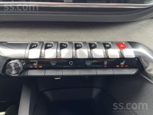Zaļš Peugeot 5008 2021 Rīga, ar dzinēja tilpumu 1.50 L un nobraukumu 125 tūkst. km par 18500 €, foto 30 vietnē AUTOMOTO.COM.LV