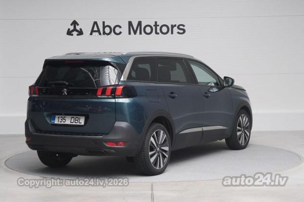 Green Peugeot 5008 2019 in Tallinn, with an engine capacity of 1.50 L and mileage of 140 thousand km for 17990 €, photo 4 on AUTOMOTO.COM.LV