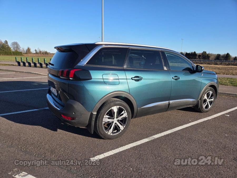 Zaļš Peugeot 5008 2019 Tallina, ar dzinēja tilpumu 1.50 L un nobraukumu 107 tūkst. km par 16990 €, foto 3 vietnē AUTOMOTO.COM.LV