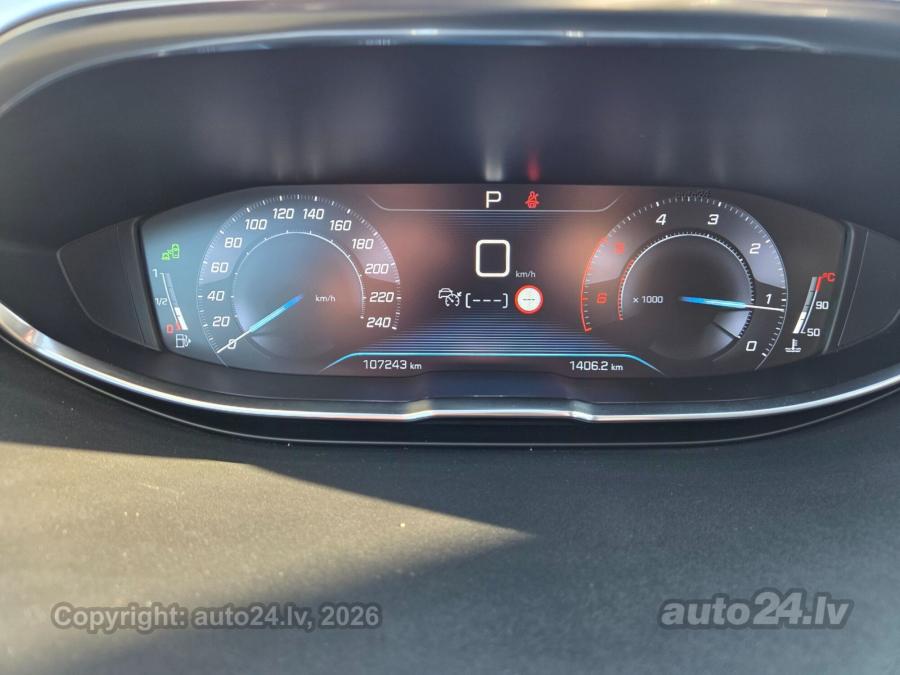 Zaļš Peugeot 5008 2019 Tallina, ar dzinēja tilpumu 1.50 L un nobraukumu 107 tūkst. km par 16990 €, foto 13 vietnē AUTOMOTO.COM.LV