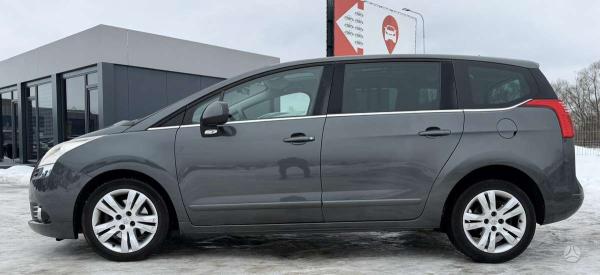 Pelēks Peugeot 5008 2011 Tauragė, ar dzinēja tilpumu 2.00 L un nobraukumu 265 tūkst. km par 3400 €, foto 9 vietnē AUTOMOTO.COM.LV